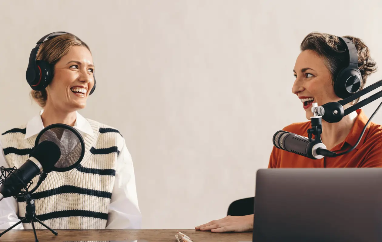 Podcast Guests: 11 Ways to Find People Worth Interviewing [Free Expert Guide]